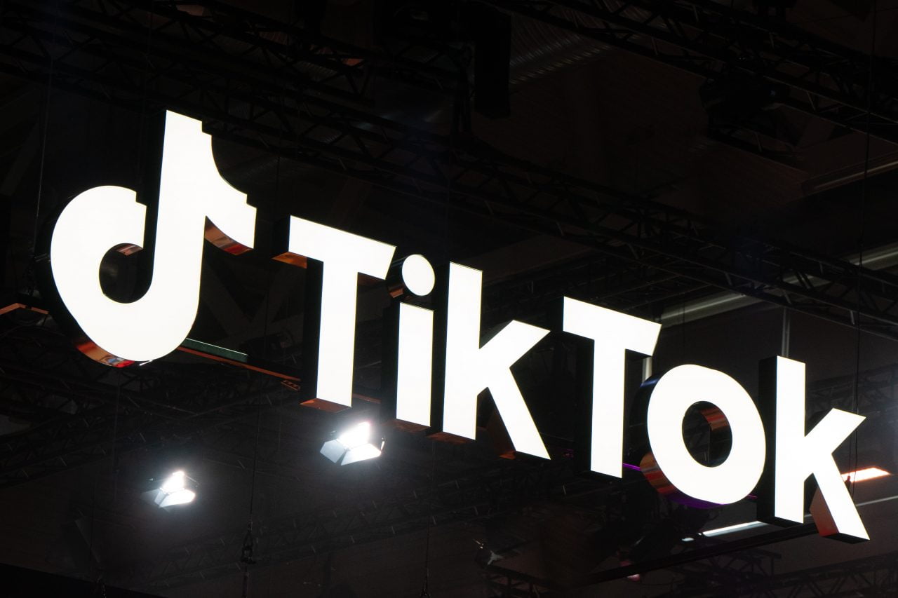 How to Pin or Unpin TikTok Videos (Step-by-Step Guide)