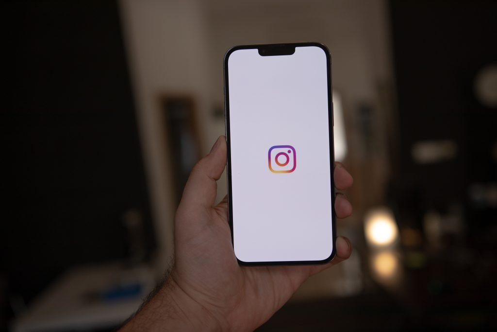 How to Save Photos on Instagram in a Gallery or Profile